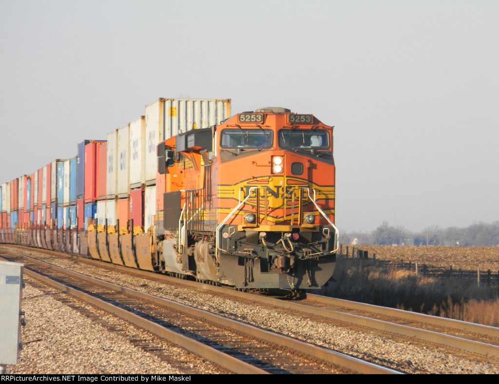 BNSF 5253